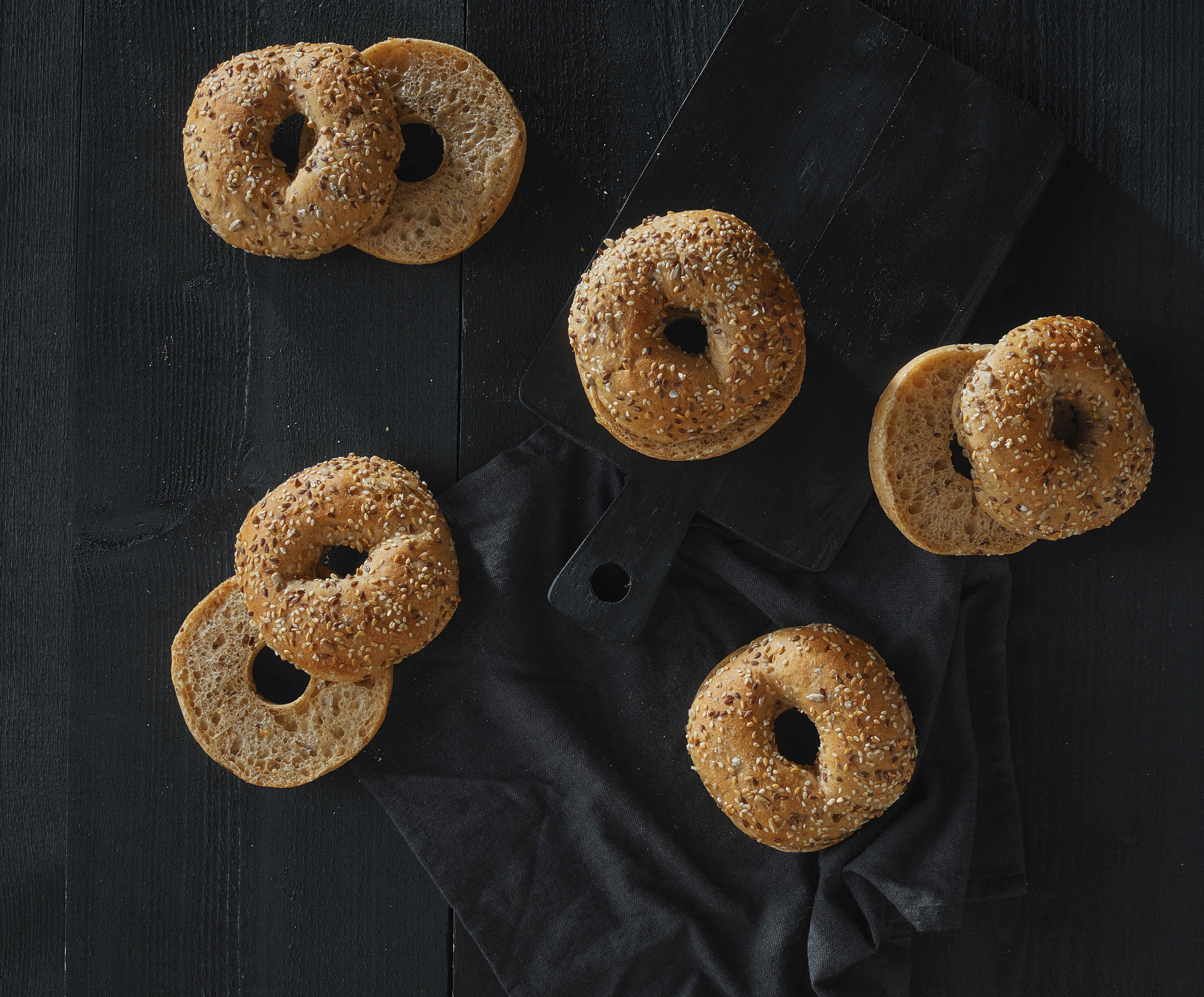 Crystal bagel multiseed pre-sliced Panesco | LLBG Nederland