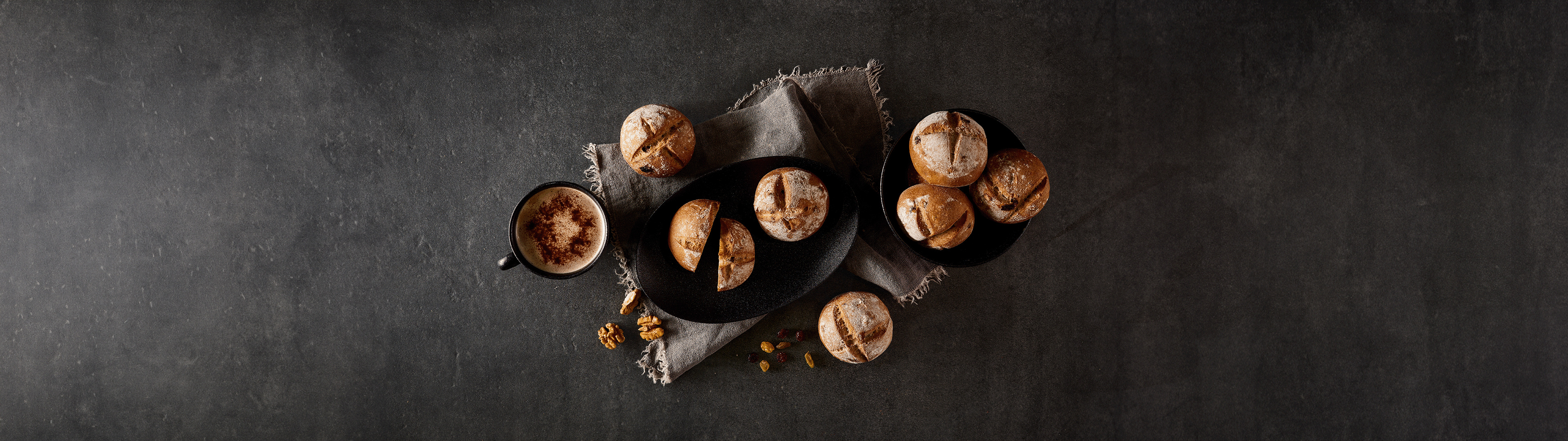 Gluten-free raisins & nuts roll Panesco | La Lorraine Bakery Group